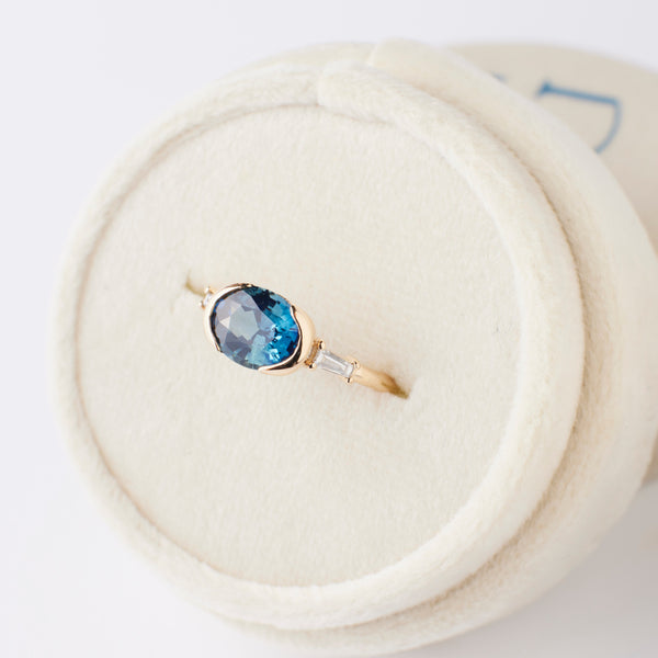 Lina Ring - 2.06 Carat Teal Blue Oval Sapphire – Porter Gulch